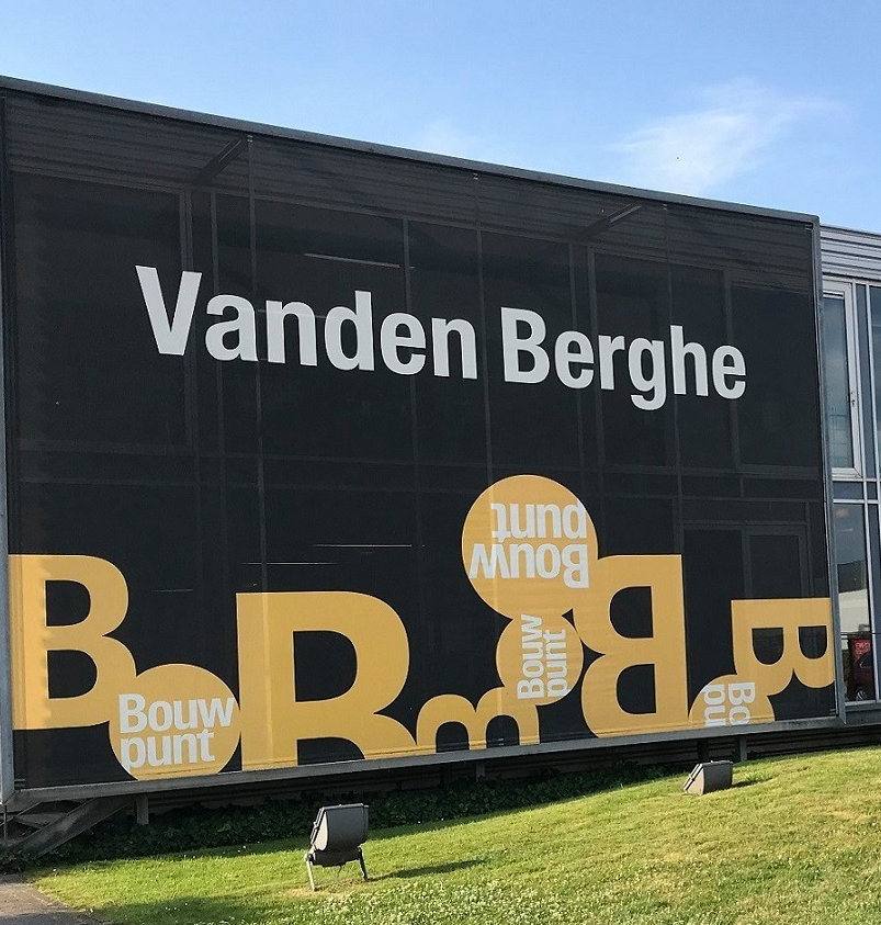 Bouwpunt Vanden Berghe — Solid John